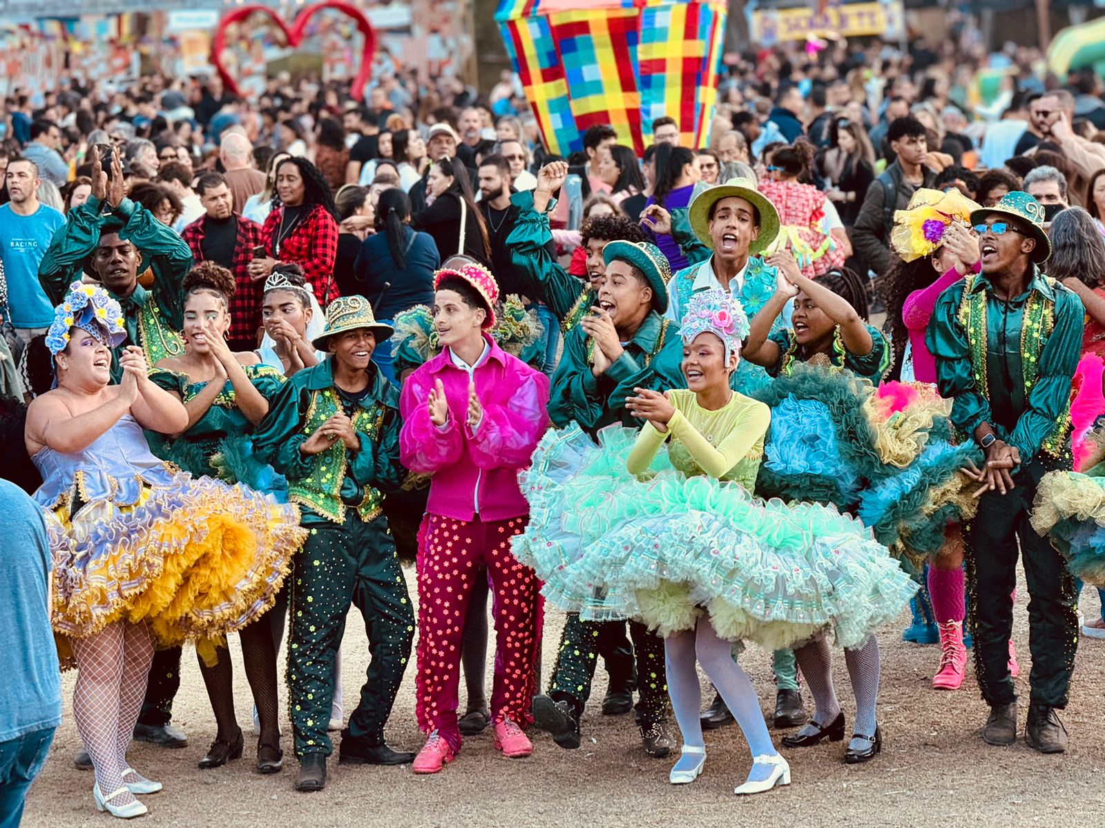Arraiá do Amor, evento de sucesso na serra, retorna nesta sexta ao Parque de Itaipava ...